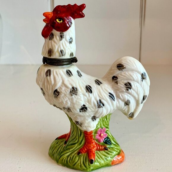Vintage | Accents | Vintage Farmhouse Miniature Spotted Rooster Hinged Trinket Box | Poshmark